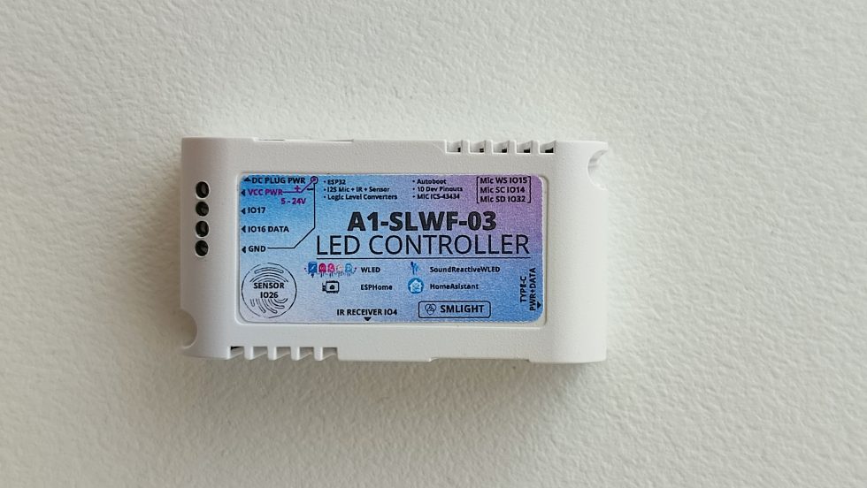 AAA SLWF-03 WLED Sound Reactive ESP32 Sensor Button IR receiver Flasher – under development ...